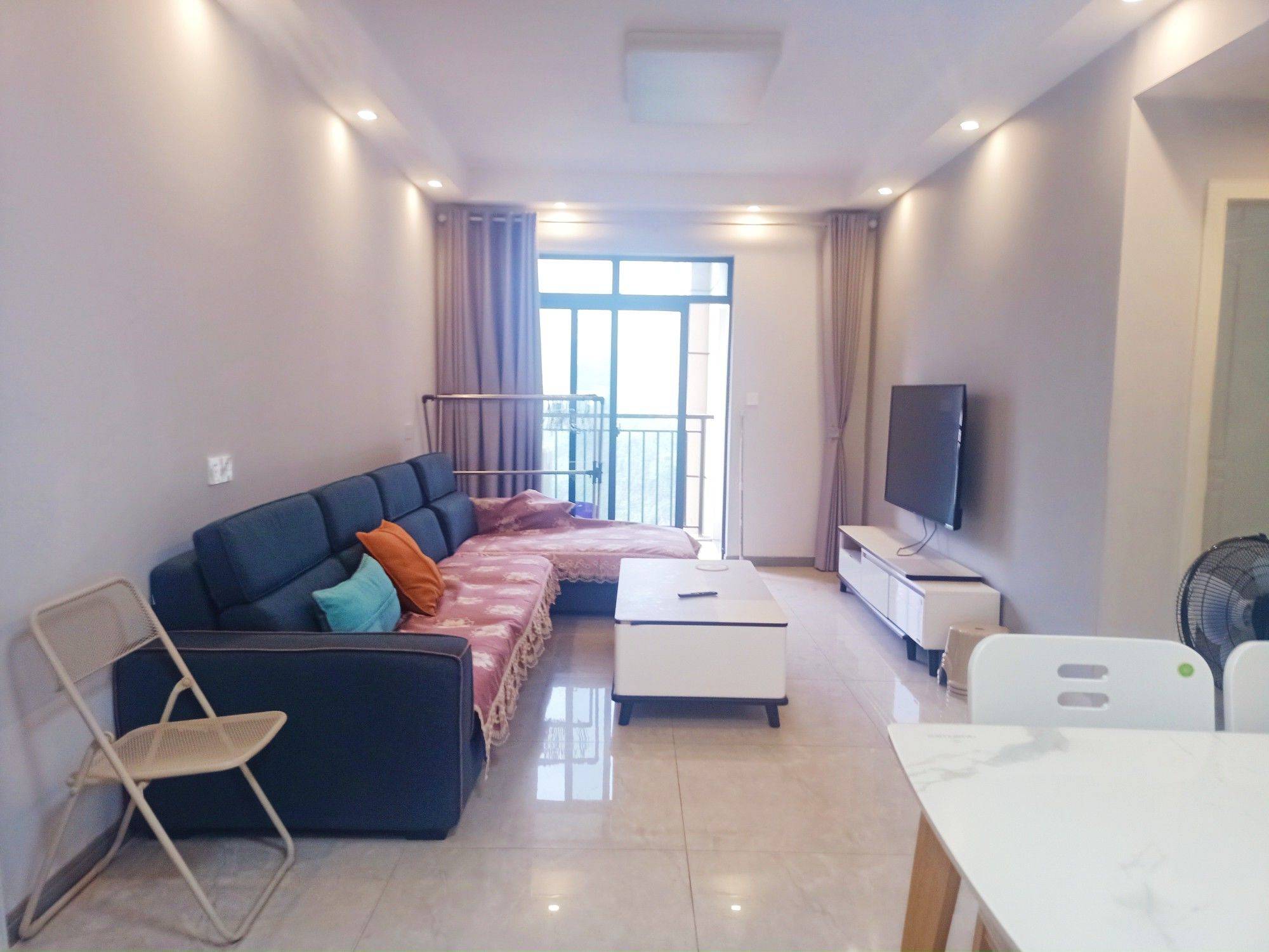 Chongqing-Yubei-Cozy Home-Clean&Comfy-No Gender Limit-Hustle & Bustle-Chilled