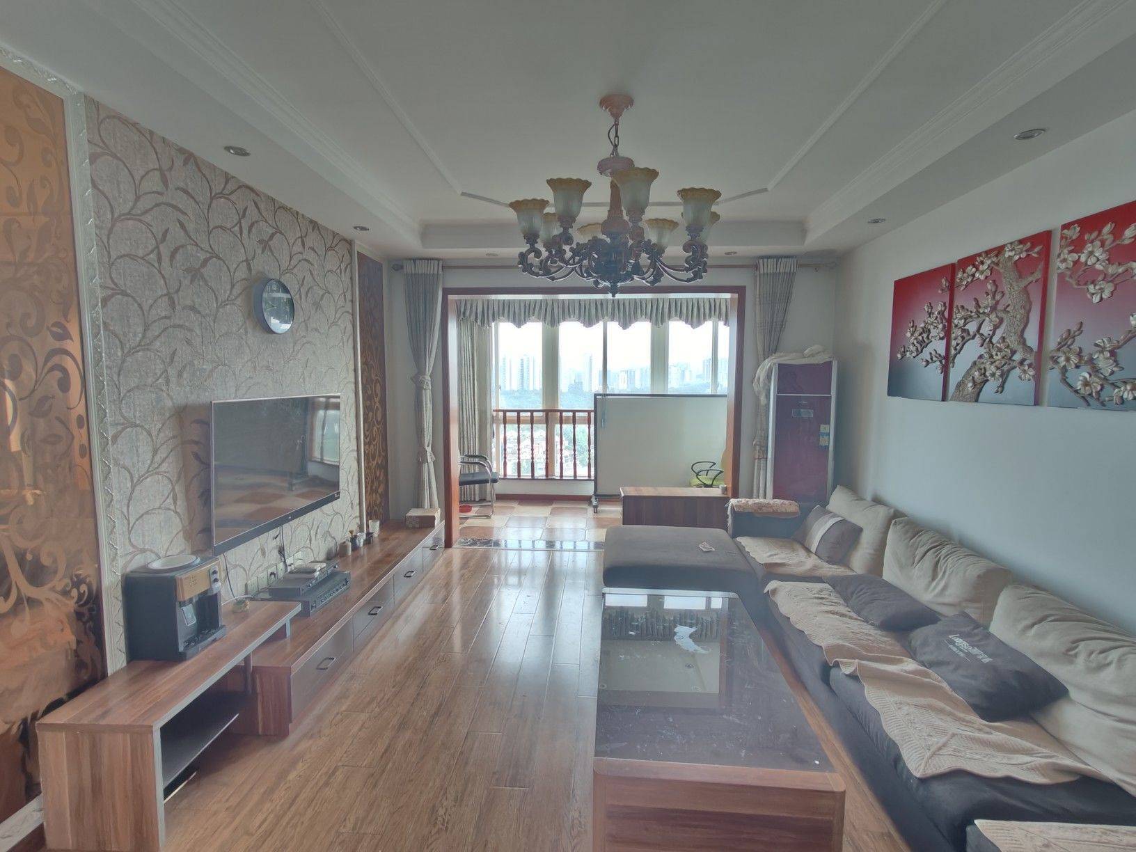 Chongqing-Yubei-Cozy Home-Clean&Comfy-No Gender Limit-Hustle & Bustle-“Friends”-Chilled-LGBTQ ...