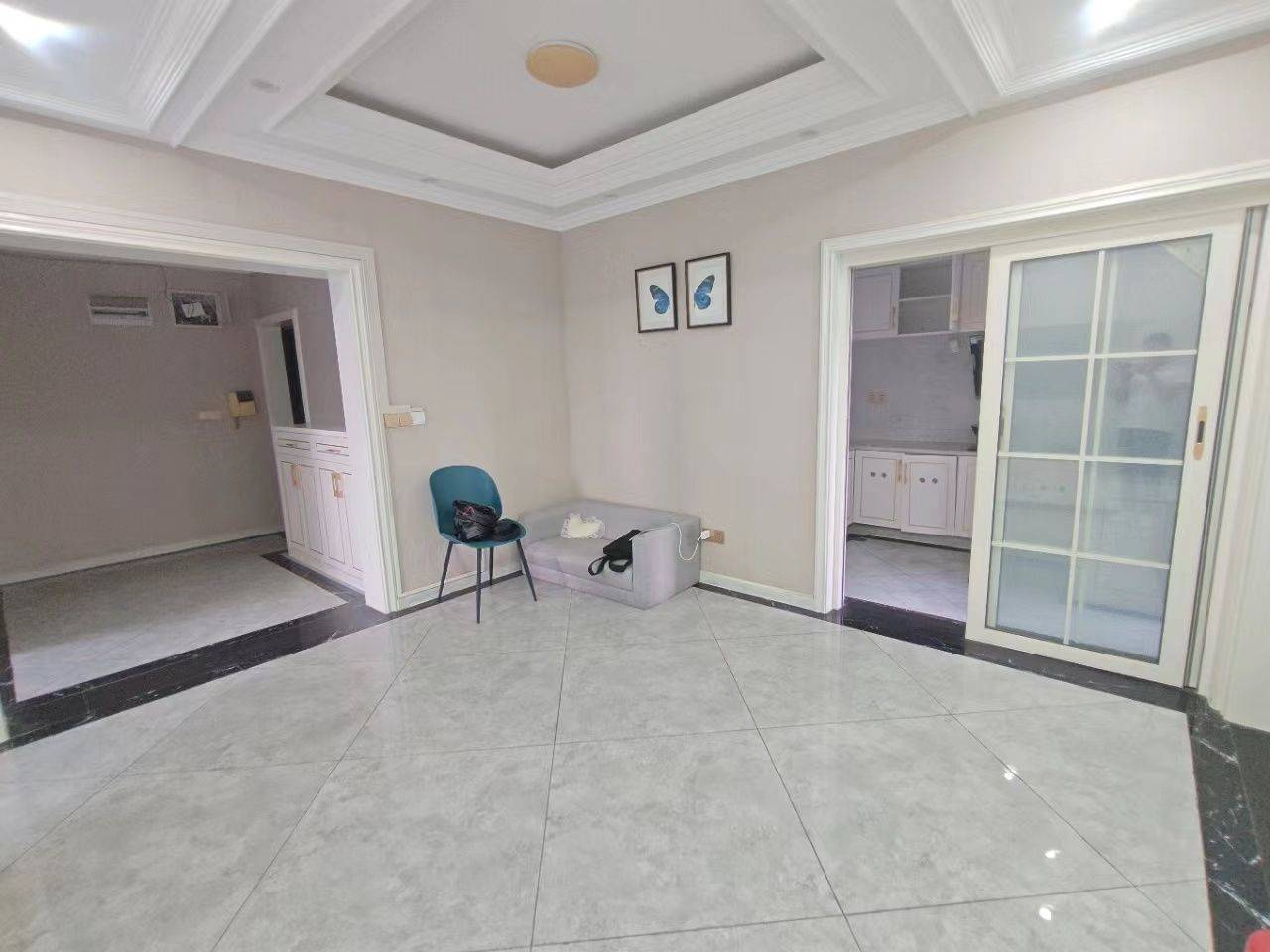 Chongqing-Yubei-Cozy Home-Clean&Comfy-No Gender Limit-Hustle & Bustle-“Friends”-Chilled-LGBTQ ...